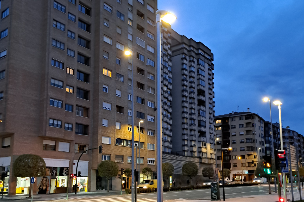 Veka S PP Pedestrian crossing | Electric Lighting | LED Street Light ...